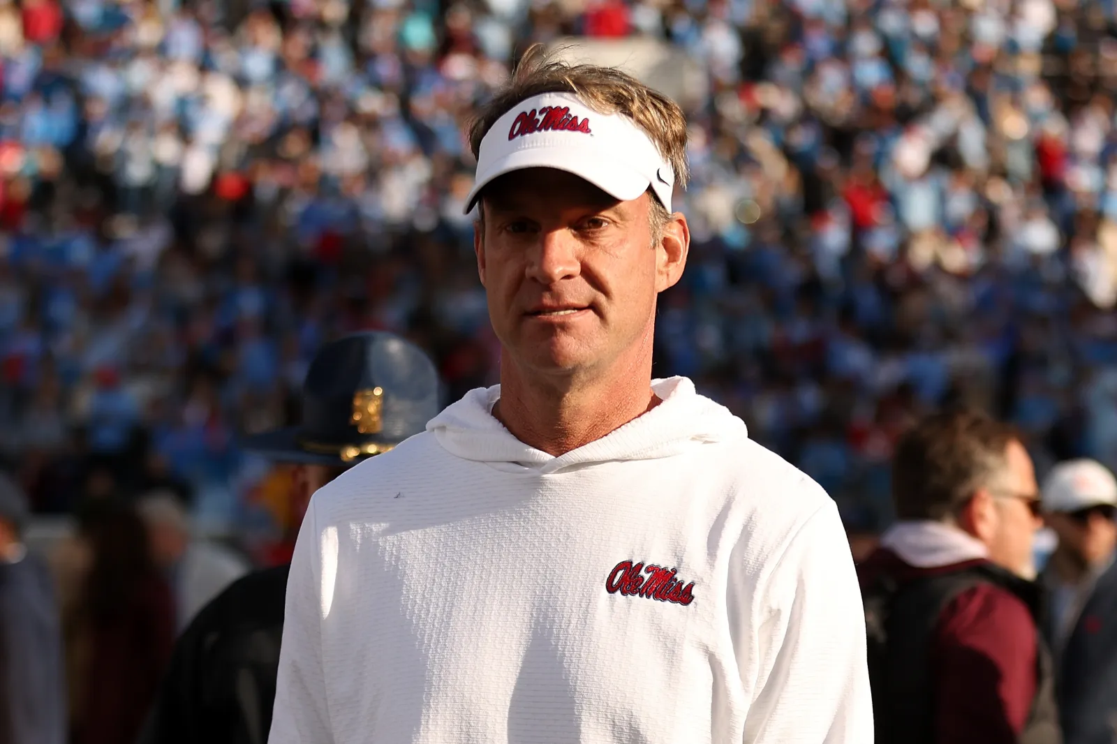Lane Kiffin booed by Ole Miss fans as he boarded a plane for LSU - The ...